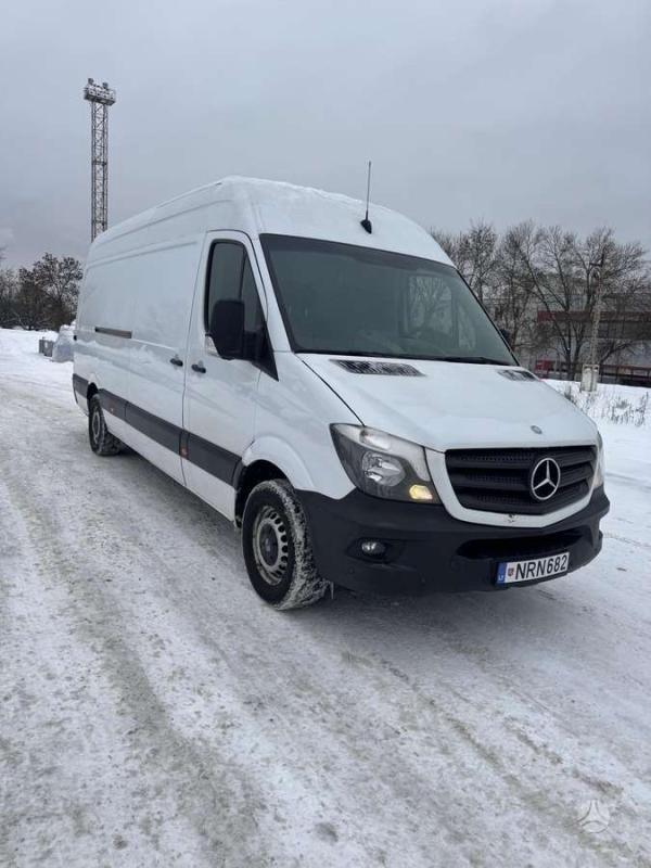 Balts Mercedes-Benz Sprinter 2015 Viļņa, ar dzinēja tilpumu 2.14 L un nobraukumu 291 tūkst. km par 8700 €, foto 3 vietnē AUTOMOTO.COM.LV