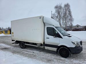 White Mercedes-Benz Sprinter 2015 in Marijampole, with an engine capacity of 2.99 L and mileage of 333 thousand km for 14900 €, photo 8 on AUTOMOTO.COM.LV