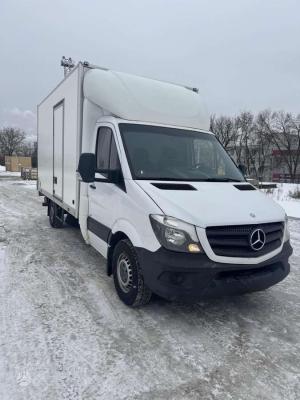 White Mercedes-Benz Sprinter 2015 in Vilnius, with an engine capacity of 2.99 L and mileage of 236 thousand km for 12000 €, photo 3 on AUTOMOTO.COM.LV