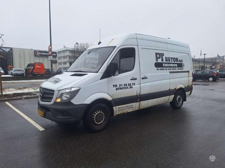 White Mercedes-Benz Sprinter 2015 in Taurage, with an engine capacity of 2.10 L and mileage of 346 thousand km for 7300 €, photo 1 on AUTOMOTO.COM.LV