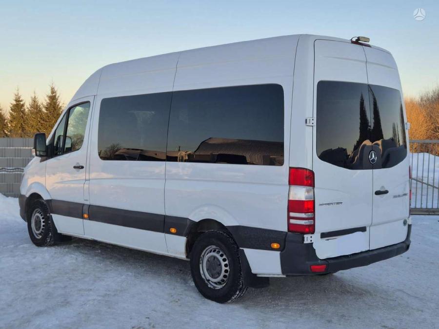 White Mercedes-Benz Sprinter 2015 in Taurage, with an engine capacity of 2.14 L and mileage of 320 thousand km for 8200 €, photo 2 on AUTOMOTO.COM.LV