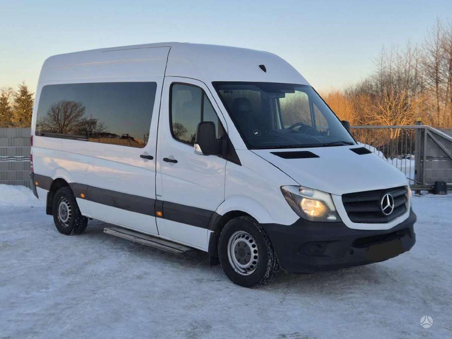 White Mercedes-Benz Sprinter 2015 in Taurage, with an engine capacity of 2.14 L and mileage of 320 thousand km for 8200 €, photo 4 on AUTOMOTO.COM.LV