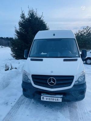 White Mercedes-Benz Sprinter 2015 in Vilnius, with an engine capacity of 2.10 L and mileage of 260 thousand km for 7700 €, photo 3 on AUTOMOTO.COM.LV