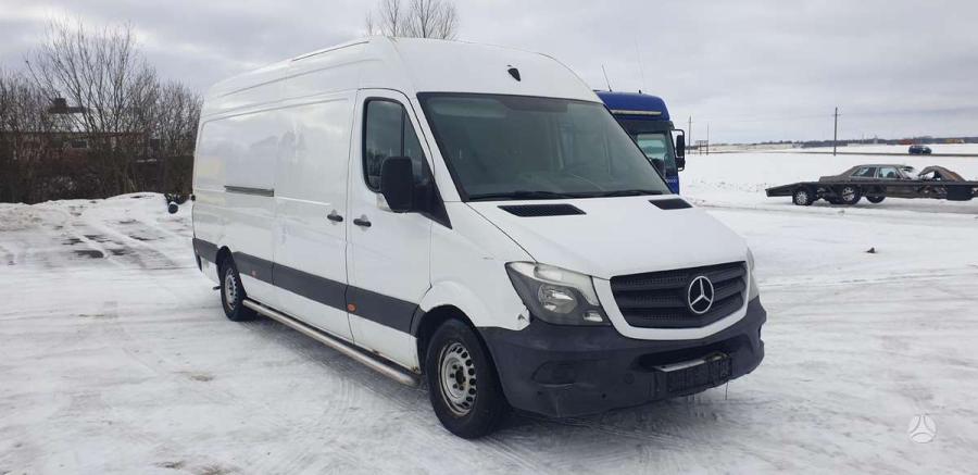 White Mercedes-Benz Sprinter 2015 in Marijampole, with an engine capacity of 2.14 L and mileage of 409 thousand km for 7800 €, photo 1 on AUTOMOTO.COM.LV