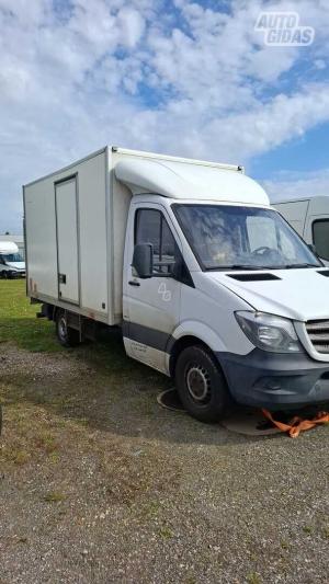 White Mercedes-Benz Sprinter 2015 in Kaunas, with an engine capacity of 2.20 L and mileage of 440 thousand km for 5000 €, photo 3 on AUTOMOTO.COM.LV