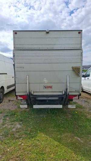 White Mercedes-Benz Sprinter 2015 in Kaunas, with an engine capacity of 2.20 L and mileage of 440 thousand km for 5000 €, photo 5 on AUTOMOTO.COM.LV