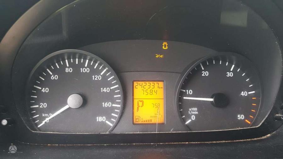 White Mercedes-Benz Sprinter 2015 in Kaunas, with an engine capacity of 2.20 L and mileage of 242 thousand km for 7100 €, photo 7 on AUTOMOTO.COM.LV