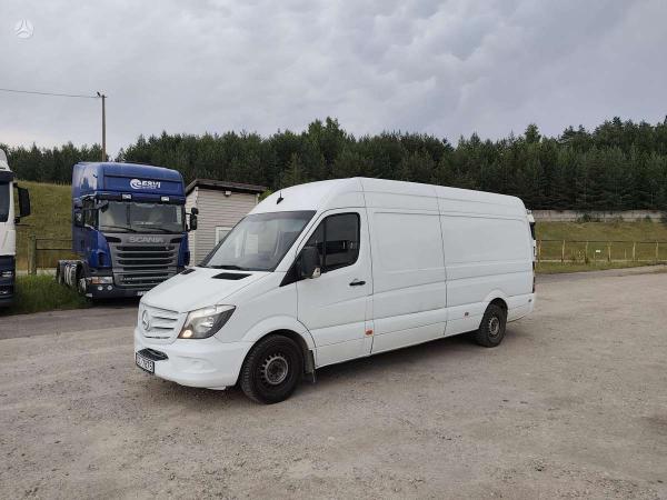 White Mercedes-Benz Sprinter 2015 in Vilnius, with an engine capacity of 2.14 L and mileage of 440 thousand km for 7900 €, photo 1 on AUTOMOTO.COM.LV