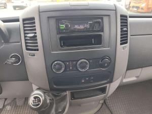 White Mercedes-Benz Sprinter 2015 in Vilnius, with an engine capacity of 2.14 L and mileage of 440 thousand km for 7900 €, photo 9 on AUTOMOTO.COM.LV