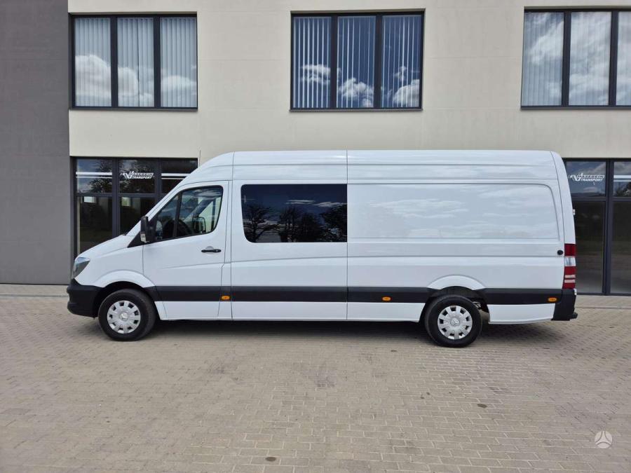 White Mercedes-Benz Sprinter 2015 in Marijampole, with an engine capacity of 2.14 L and mileage of 278 thousand km for 14500 €, photo 6 on AUTOMOTO.COM.LV