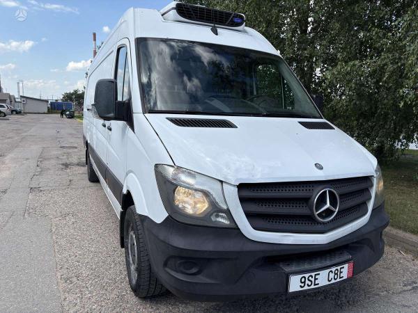 Balts Mercedes-Benz Sprinter 2015 Viļņa, ar dzinēja tilpumu 3.00 L un nobraukumu 334 tūkst. km par 8500 €, foto 2 vietnē AUTOMOTO.COM.LV