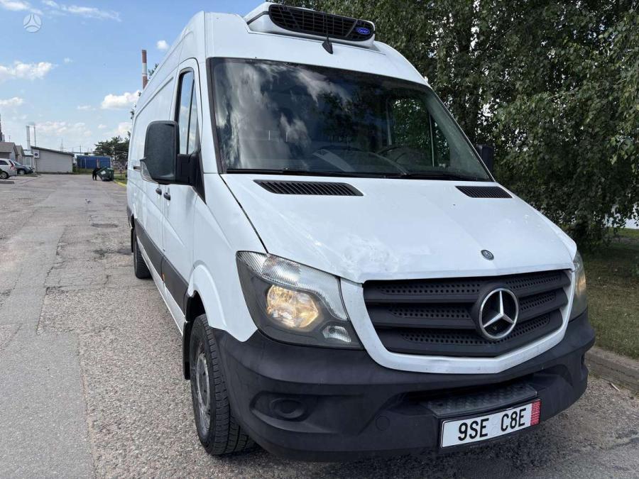 Balts Mercedes-Benz Sprinter 2015 Viļņa, ar dzinēja tilpumu 3.00 L un nobraukumu 334 tūkst. km par 8500 €, foto 3 vietnē AUTOMOTO.COM.LV