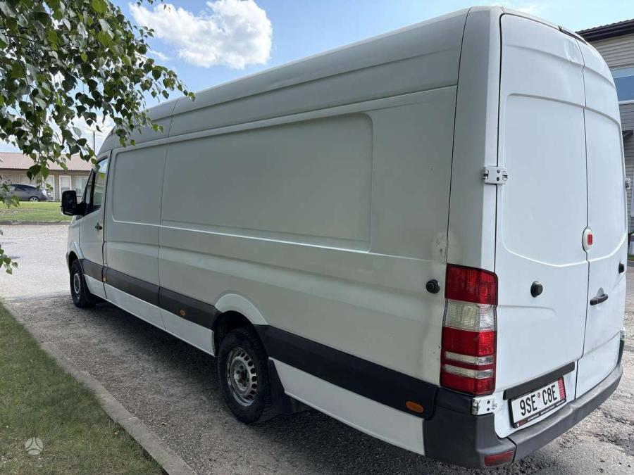 Balts Mercedes-Benz Sprinter 2015 Viļņa, ar dzinēja tilpumu 3.00 L un nobraukumu 334 tūkst. km par 8500 €, foto 9 vietnē AUTOMOTO.COM.LV