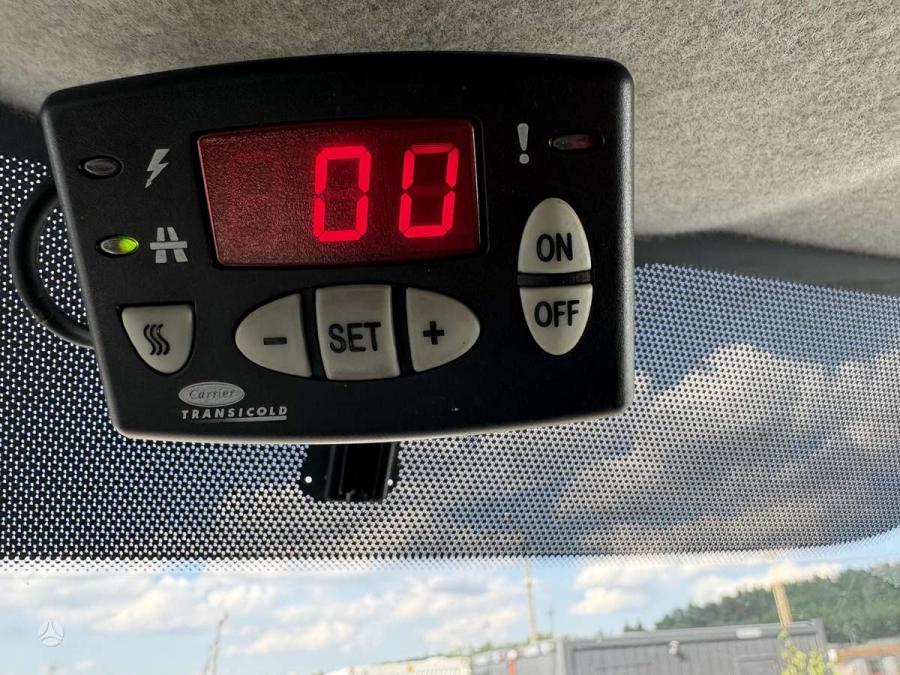 Balts Mercedes-Benz Sprinter 2015 Viļņa, ar dzinēja tilpumu 3.00 L un nobraukumu 334 tūkst. km par 8500 €, foto 14 vietnē AUTOMOTO.COM.LV