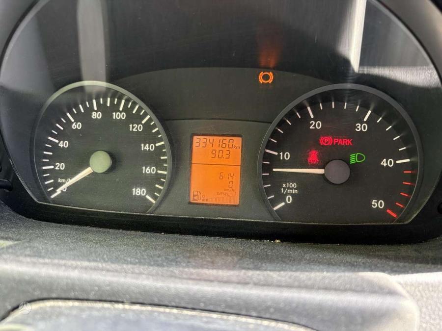 Balts Mercedes-Benz Sprinter 2015 Viļņa, ar dzinēja tilpumu 3.00 L un nobraukumu 334 tūkst. km par 8500 €, foto 17 vietnē AUTOMOTO.COM.LV