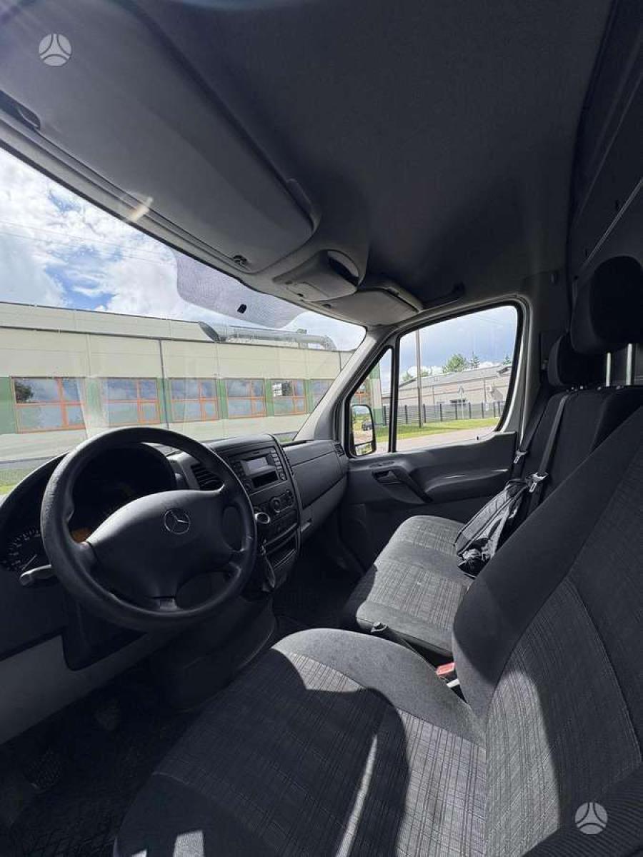 Balts Mercedes-Benz Sprinter 2015 Viļņa, ar dzinēja tilpumu 2.20 L un nobraukumu 314 tūkst. km par 7600 €, foto 16 vietnē AUTOMOTO.COM.LV