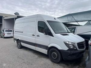 Balts Mercedes-Benz Sprinter 2015 Panevēža, ar dzinēja tilpumu 2.14 L un nobraukumu 380 tūkst. km par 9200 €, foto  vietnē AUTOMOTO.COM.LV