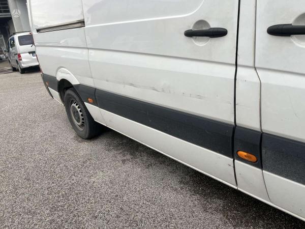 White Mercedes-Benz Sprinter 2015 in Panevezys, with an engine capacity of 2.14 L and mileage of 380 thousand km for 9200 €, photo 2 on AUTOMOTO.COM.LV