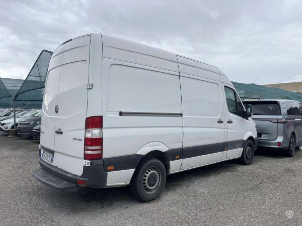 White Mercedes-Benz Sprinter 2015 in Panevezys, with an engine capacity of 2.14 L and mileage of 380 thousand km for 9200 €, photo 4 on AUTOMOTO.COM.LV