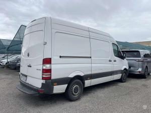 White Mercedes-Benz Sprinter 2015 in Panevezys, with an engine capacity of 2.14 L and mileage of 380 thousand km for 9200 €, photo 5 on AUTOMOTO.COM.LV