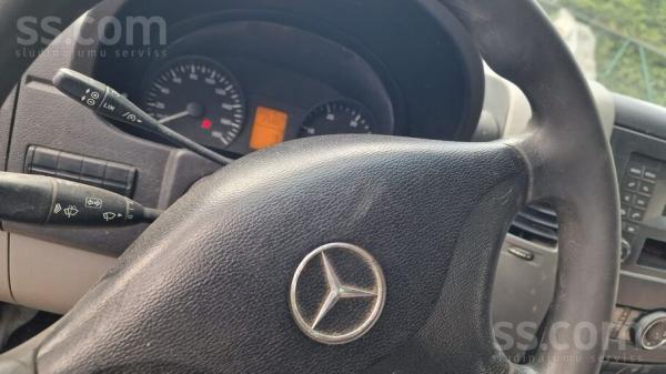 White Mercedes-Benz Sprinter 2015 in Riga, with an engine capacity of 2.20 L and mileage of 300 thousand km for 9000 €, photo 3 on AUTOMOTO.COM.LV