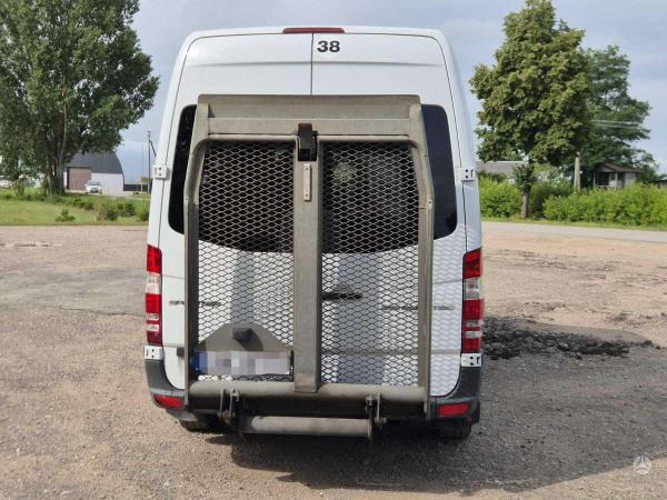 Balts Mercedes-Benz Sprinter 2015 Tauragė, ar dzinēja tilpumu 2.14 L un nobraukumu 320 tūkst. km par 8000 €, foto 6 vietnē AUTOMOTO.COM.LV