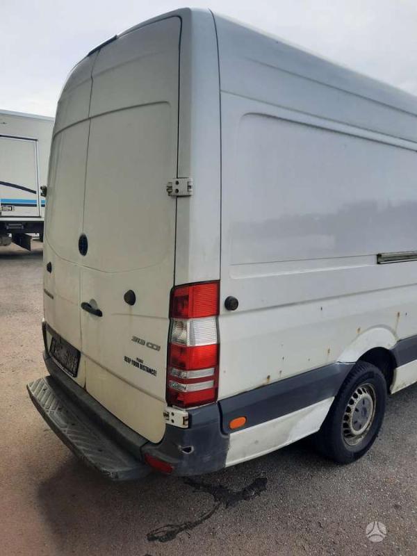 Balts Mercedes-Benz Sprinter 2015 Kauņa, ar dzinēja tilpumu 2.14 L un nobraukumu 508 tūkst. km par 5500 €, foto 8 vietnē AUTOMOTO.COM.LV