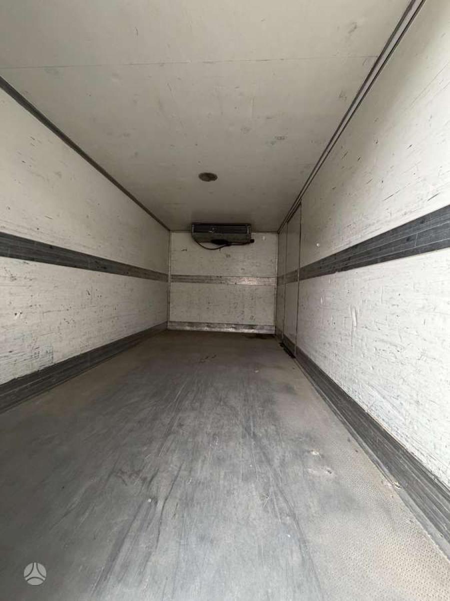 Balts Mercedes-Benz Sprinter 2015 Kauņa, ar dzinēja tilpumu 2.20 L un nobraukumu 450 tūkst. km par 11999 €, foto 4 vietnē AUTOMOTO.COM.LV