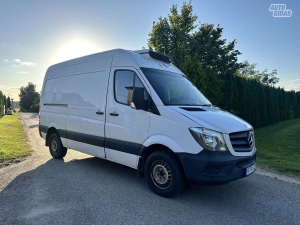 White Mercedes-Benz Sprinter 2015 in Varena, with an engine capacity of 2.20 L and mileage of 433 thousand km for 6800 €, photo 3 on AUTOMOTO.COM.LV