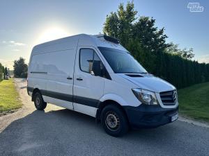 White Mercedes-Benz Sprinter 2015 in Varena, with an engine capacity of 2.20 L and mileage of 433 thousand km for 6800 €, photo 4 on AUTOMOTO.COM.LV