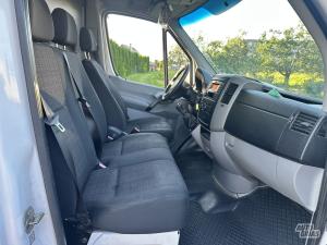 White Mercedes-Benz Sprinter 2015 in Varena, with an engine capacity of 2.20 L and mileage of 433 thousand km for 6800 €, photo 9 on AUTOMOTO.COM.LV