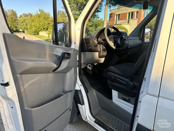 White Mercedes-Benz Sprinter 2015 in Varena, with an engine capacity of 2.20 L and mileage of 433 thousand km for 6800 €, photo 9 on AUTOMOTO.COM.LV