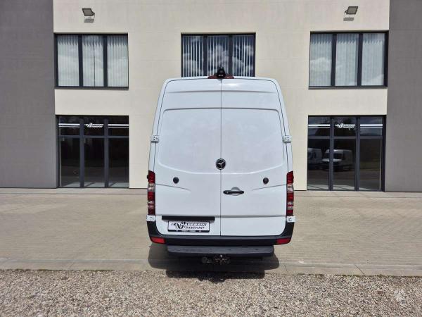 Balts Mercedes-Benz Sprinter 2015 Marijampole, ar dzinēja tilpumu 2.14 L un nobraukumu 278 tūkst. km par 14000 €, foto 5 vietnē AUTOMOTO.COM.LV