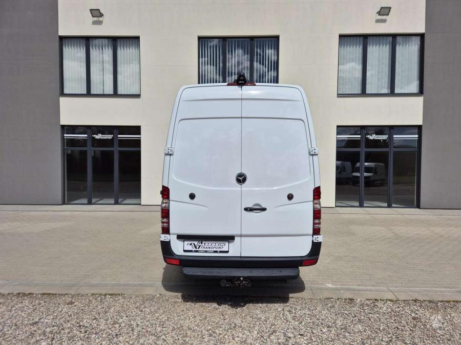 Balts Mercedes-Benz Sprinter 2015 Marijampole, ar dzinēja tilpumu 2.14 L un nobraukumu 278 tūkst. km par 14000 €, foto 6 vietnē AUTOMOTO.COM.LV