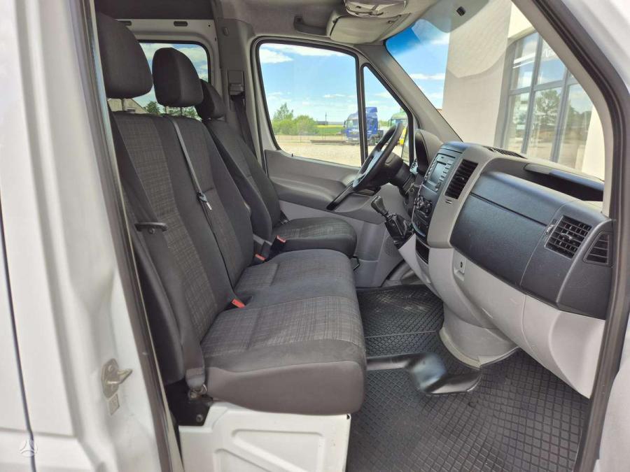 Balts Mercedes-Benz Sprinter 2015 Marijampole, ar dzinēja tilpumu 2.14 L un nobraukumu 278 tūkst. km par 14000 €, foto 18 vietnē AUTOMOTO.COM.LV