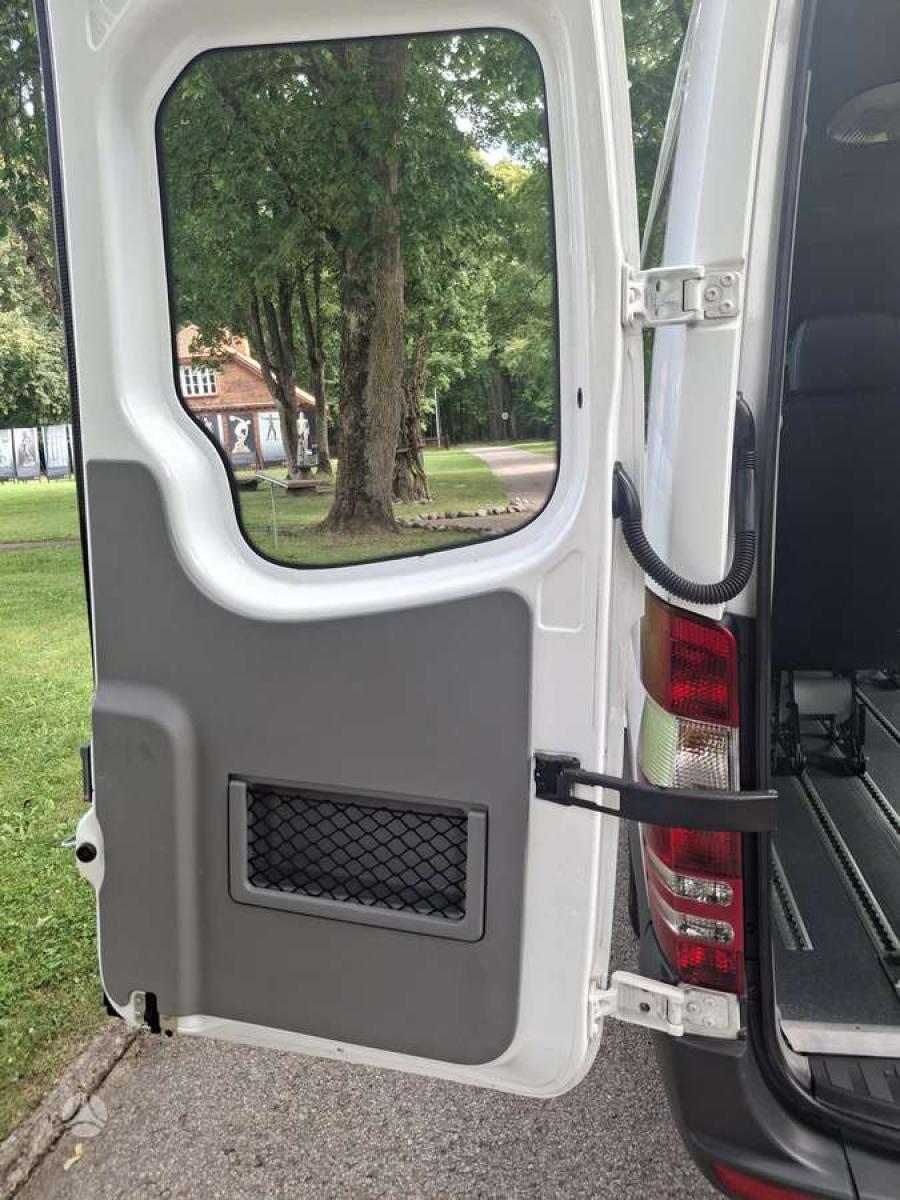 Balts Mercedes-Benz Sprinter 2015 Jurbarkas, ar dzinēja tilpumu 2.20 L un nobraukumu 260 tūkst. km par 18200 €, foto 12 vietnē AUTOMOTO.COM.LV