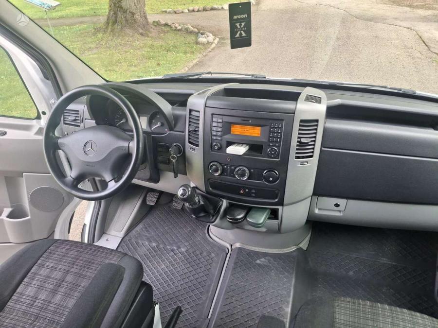Balts Mercedes-Benz Sprinter 2015 Jurbarkas, ar dzinēja tilpumu 2.20 L un nobraukumu 260 tūkst. km par 18200 €, foto 40 vietnē AUTOMOTO.COM.LV