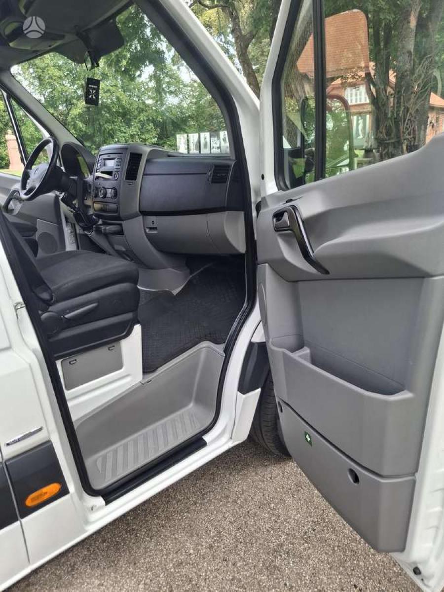 Balts Mercedes-Benz Sprinter 2015 Jurbarkas, ar dzinēja tilpumu 2.20 L un nobraukumu 260 tūkst. km par 18200 €, foto 46 vietnē AUTOMOTO.COM.LV