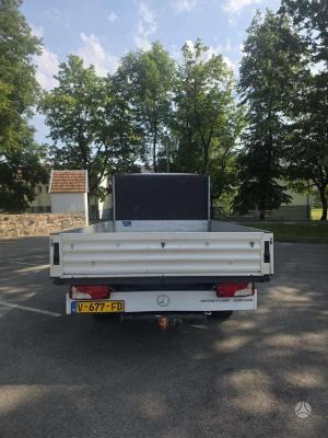 White Mercedes-Benz Sprinter 2015 in Marijampole, with an engine capacity of 2.14 L and mileage of 220 thousand km for 9400 €, photo 5 on AUTOMOTO.COM.LV