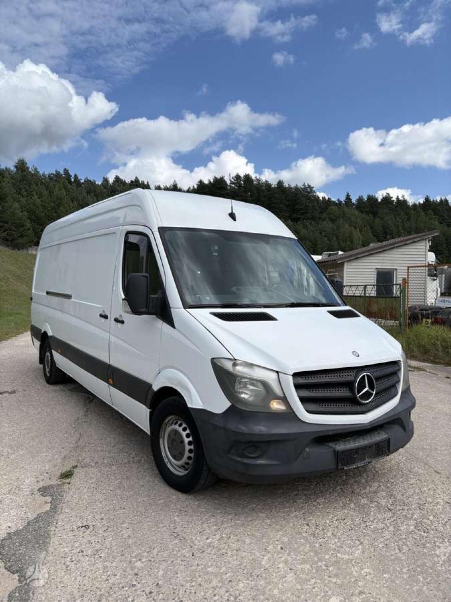 Balts Mercedes-Benz Sprinter 2015 Viļņa, ar dzinēja tilpumu 2.20 L un nobraukumu 360 tūkst. km par 7700 €, foto 4 vietnē AUTOMOTO.COM.LV