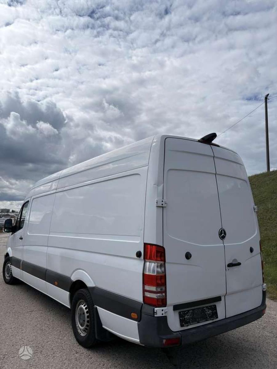 Balts Mercedes-Benz Sprinter 2015 Viļņa, ar dzinēja tilpumu 2.20 L un nobraukumu 360 tūkst. km par 7700 €, foto 7 vietnē AUTOMOTO.COM.LV