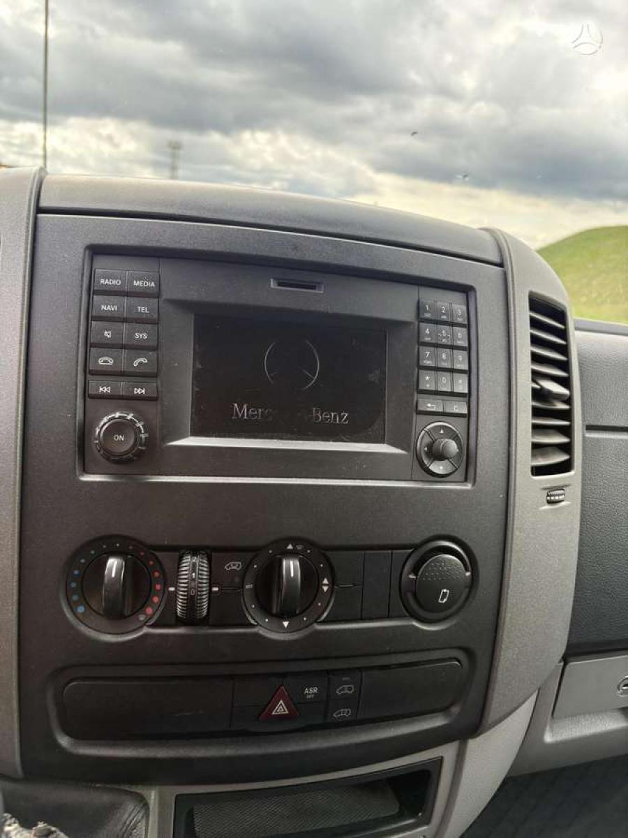 Balts Mercedes-Benz Sprinter 2015 Viļņa, ar dzinēja tilpumu 2.20 L un nobraukumu 360 tūkst. km par 7700 €, foto 12 vietnē AUTOMOTO.COM.LV