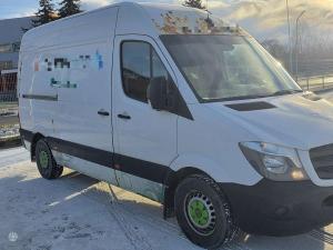 White Mercedes-Benz Sprinter 2016 in Marijampole, with an engine capacity of 2.14 L and mileage of 450 thousand km for 6200 €, photo 4 on AUTOMOTO.COM.LV