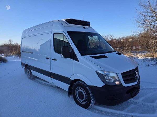 White Mercedes-Benz Sprinter 2016 in Siauliai, with an engine capacity of 2.20 L and mileage of 280 thousand km for 10900 €, photo 1 on AUTOMOTO.COM.LV