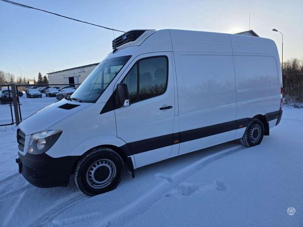 White Mercedes-Benz Sprinter 2016 in Siauliai, with an engine capacity of 2.20 L and mileage of 280 thousand km for 10900 €, photo 7 on AUTOMOTO.COM.LV