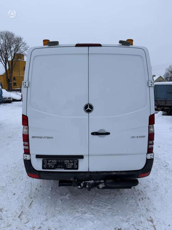 Balts Mercedes-Benz Sprinter 2016 Tauragė, ar dzinēja tilpumu 2.14 L un nobraukumu 228 tūkst. km par 8700 €, foto 4 vietnē AUTOMOTO.COM.LV