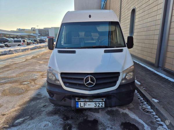 White Mercedes-Benz Sprinter 2016 in Riga, with an engine capacity of 2.15 L and mileage of 410 thousand km for 5900 €, photo 8 on AUTOMOTO.COM.LV