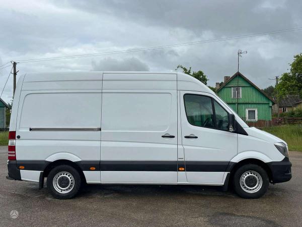 Balts Mercedes-Benz Sprinter 2016 Skaudvilė, ar dzinēja tilpumu 2.14 L un nobraukumu 298 tūkst. km par 9300 €, foto 4 vietnē AUTOMOTO.COM.LV