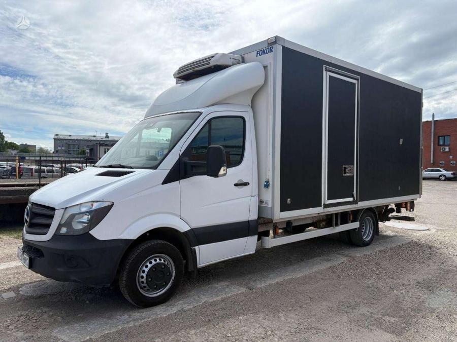 White Mercedes-Benz Sprinter 2016 in Riga, with an engine capacity of 0.00 L and mileage of 299 thousand km for 15000 €, photo 1 on AUTOMOTO.COM.LV