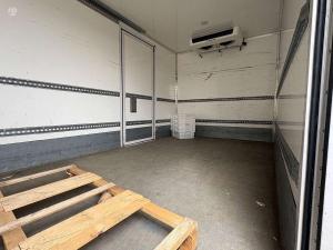 White Mercedes-Benz Sprinter 2016 in Riga, with an engine capacity of 0.00 L and mileage of 299 thousand km for 15000 €, photo 20 on AUTOMOTO.COM.LV